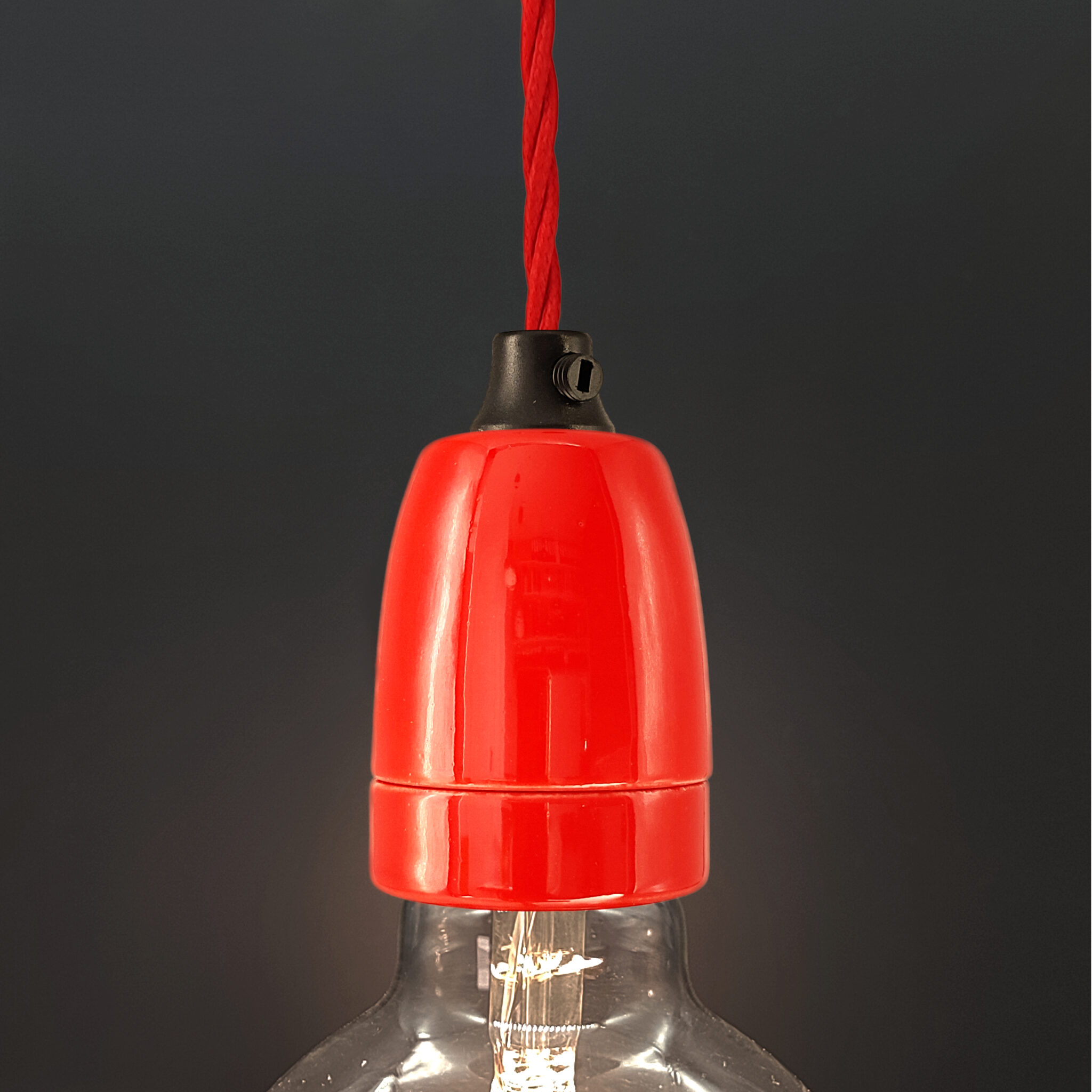 Kit Red Porcelain Lampholder E27 - MC Fact